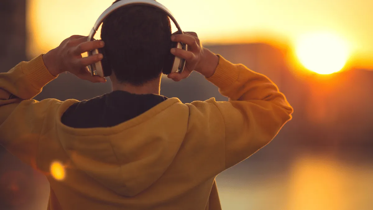 How Inspirational Music Increases Productivity at Work