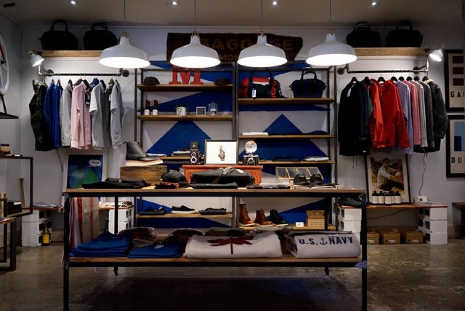 7 Tips for Effective Visual Merchandising | Entrepreneurship in a Box