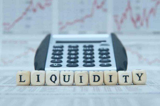 How to Make Money with a Liquidation Business | Entrepreneurship