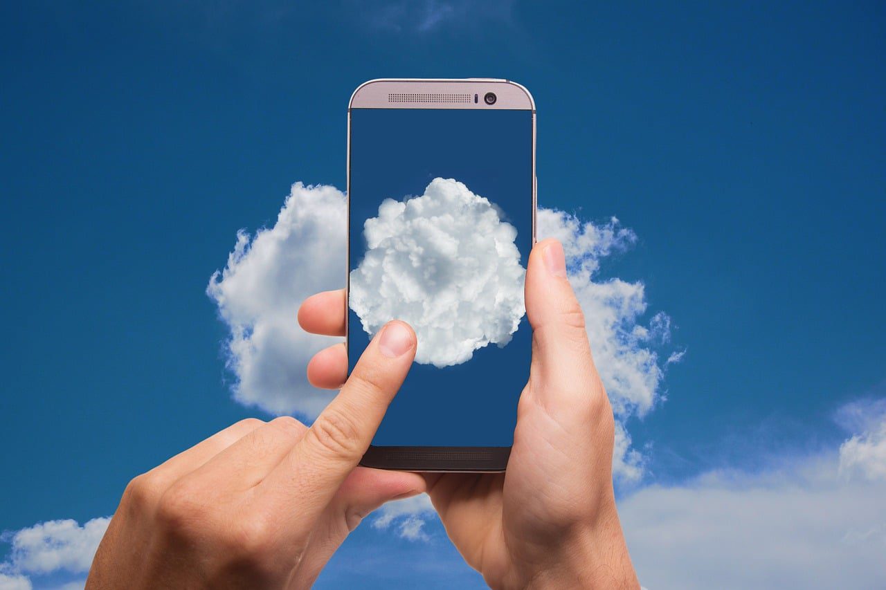 5 Features to Consider When Choosing Intrinsically Safe Mobile Device