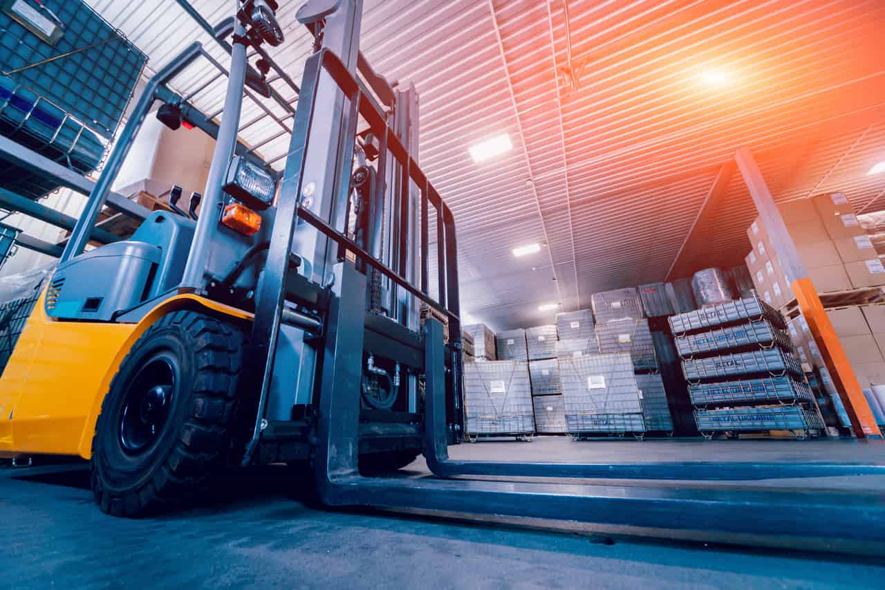 Tools and Equipment Every Business Warehouse Should Have